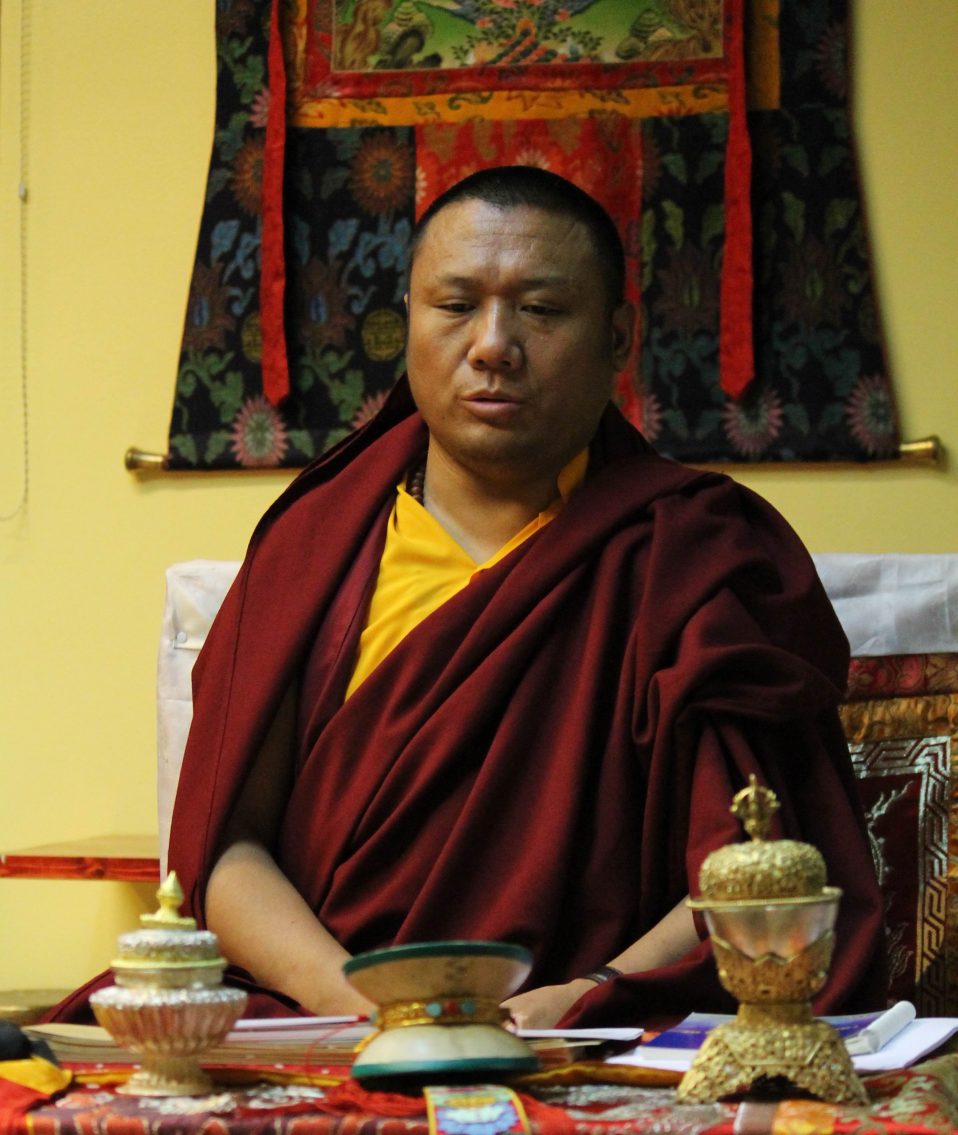 Biography – Tulku Dakpa Rinpoche